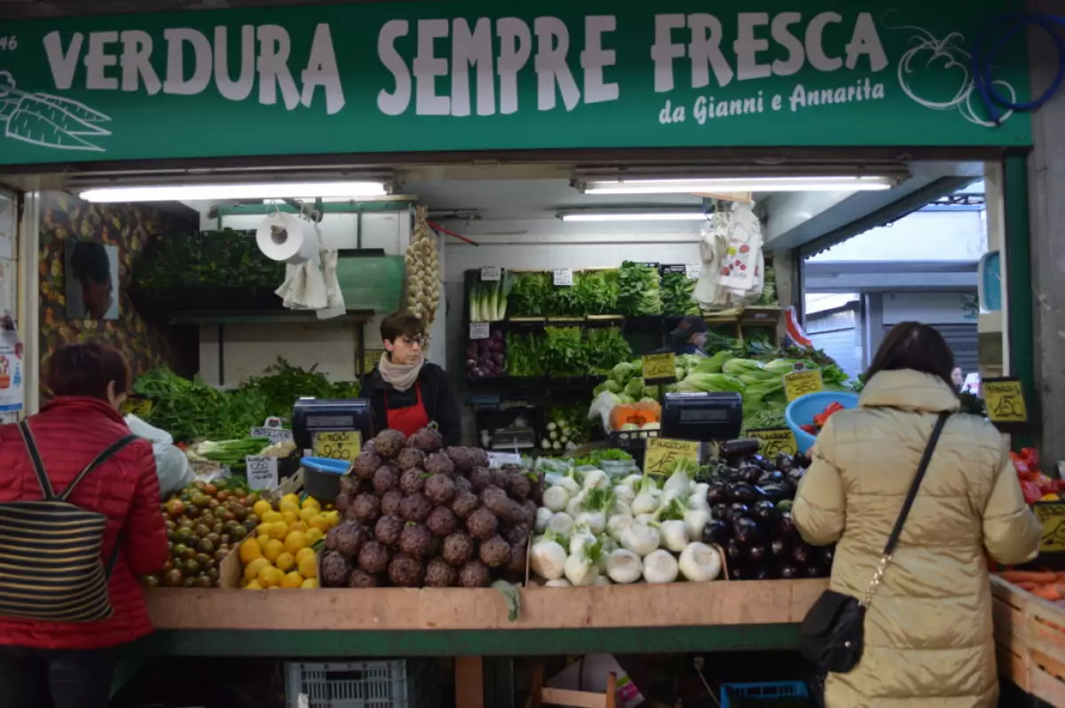 Mercati in declino e boom dei minimarket: un commercio in crisi